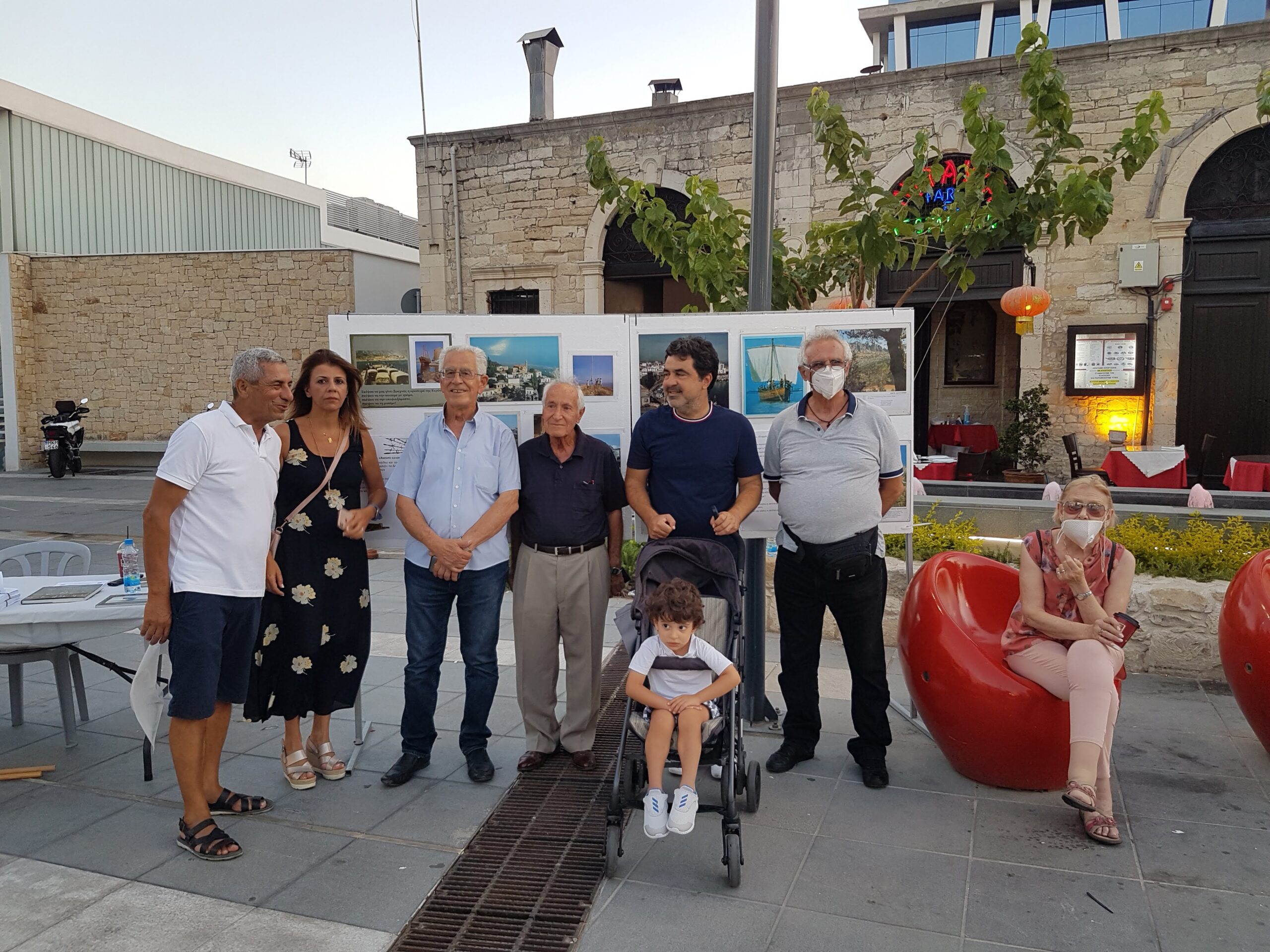 Ο ΒΟΥΛΕΥΤΗΣ ΤΟΥ ΔΗΚΟ ΠΑΥΛΟΣ ΜΥΛΩΝΑΣ ΕΠΙΣΚΕΦΘΗΚΕ ΤΗΝ ΕΚΘΕΣΗ ΤΗΣ ...